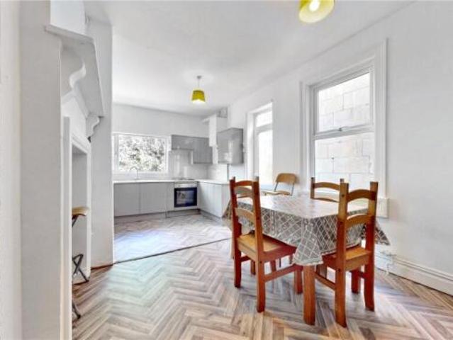 7 bedroom end of terrace house for rent in King Edward Road, BA2