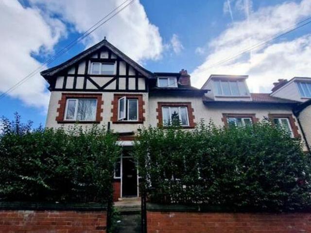 7 Bedroom End Of Terrace House For Sale In Headingley