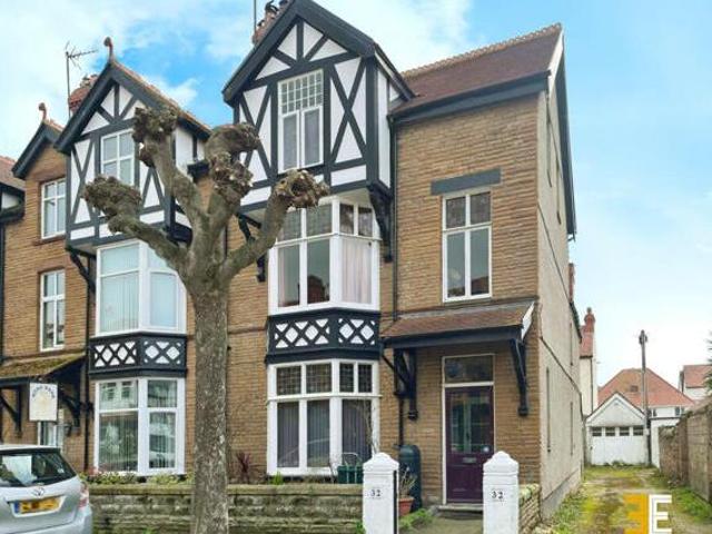 7 Bedroom End Of Terrace House For Sale In Llandudno