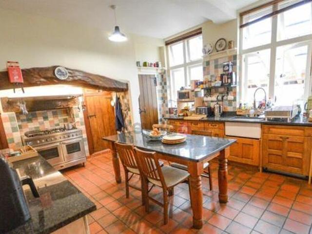 7 Bedroom End Of Terrace House For Sale In Staveley, Chesterfield