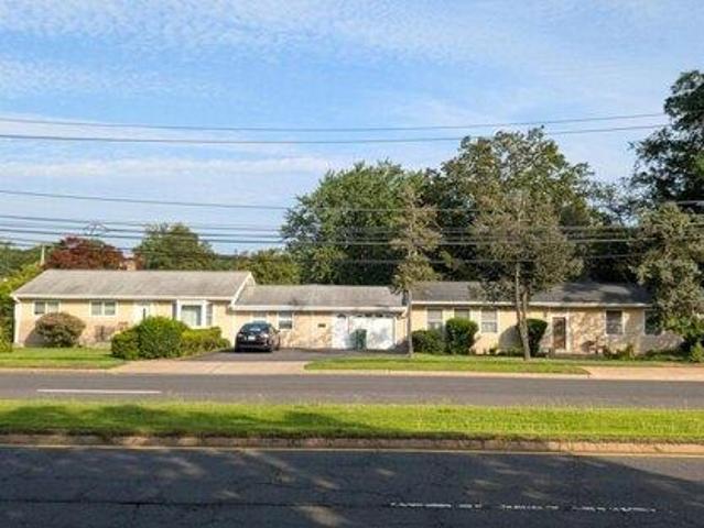 7 bedroom, Eatontown NJ 07724 101385197