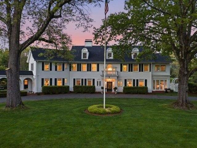 7 bedroom, East Longmeadow MA 01028 LS103037302
