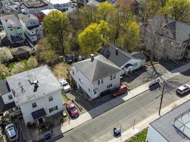7 bedroom, Everett MA 02149 102565203