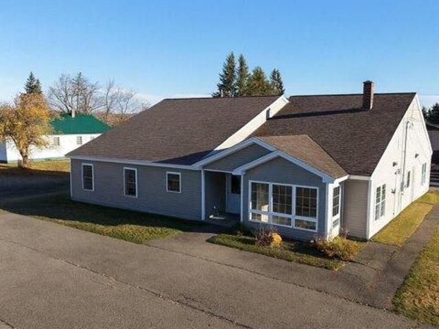7 bedroom, Fort Fairfield ME 04742 103101273