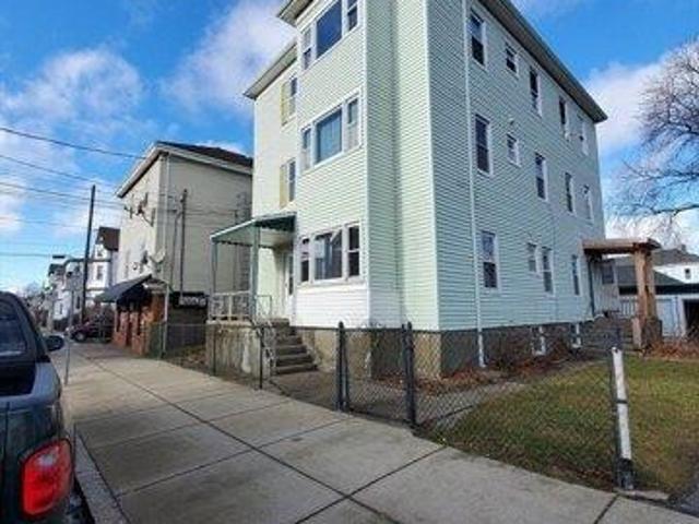 7 bedroom, Fall River MA 02723 102315278