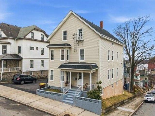 7 bedroom, Fall River MA 02720 102445361
