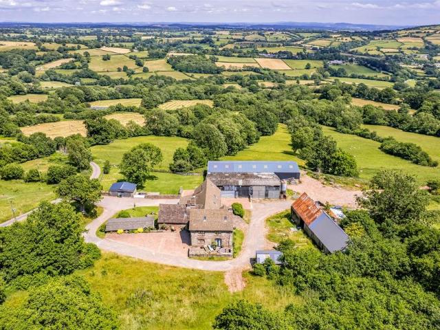 7 bedroom farm house for sale