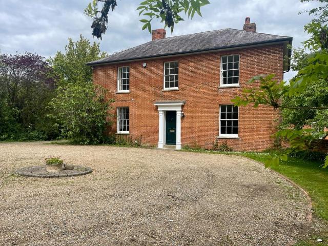 7 bedroom farm house for sale