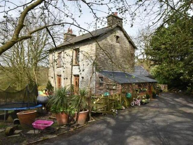 7 Bedroom Farm House For Sale In Coedybryn,llandysul