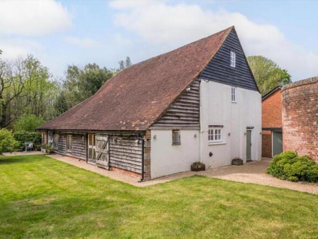 7 bedroom farm house for sale in Kilndown, Cranbrook, Kent, TN17