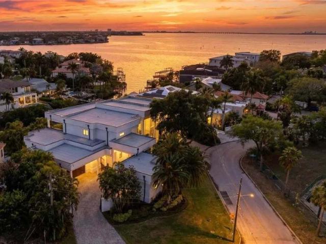 7 bedroom, FL FL LS101828636