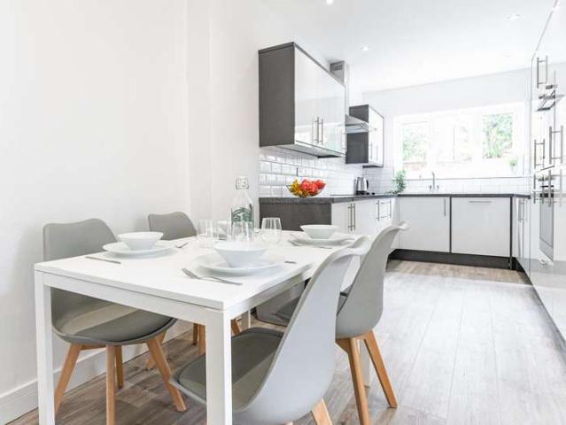 7 Bedroom Flat