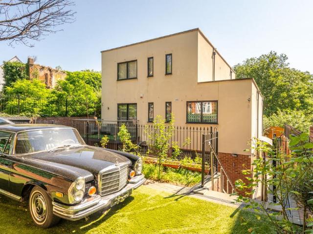 7 bedroom flat to rent