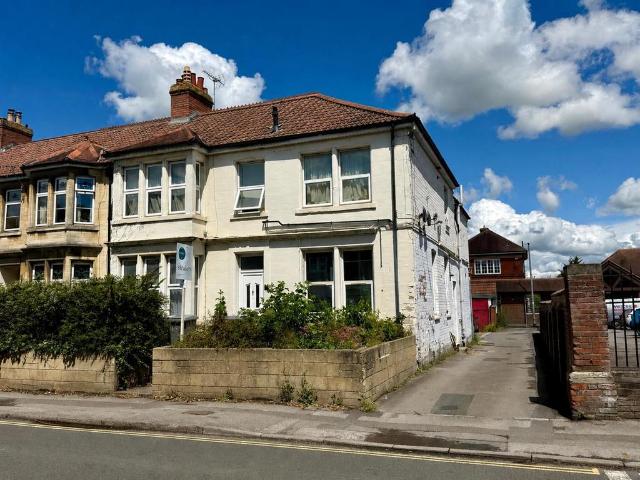 7 bedroom flat for sale