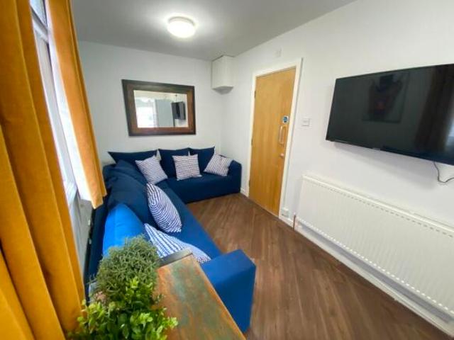 7 bedroom flat for rent in Mount Pleasant, Liverpool, Merseyside, L3