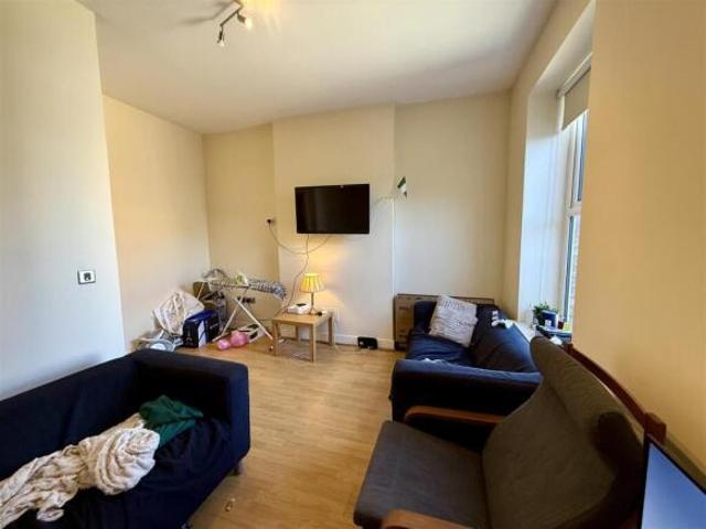 7 bedroom flat for rent in Richmond Road, Roath, Cardiff, CF24