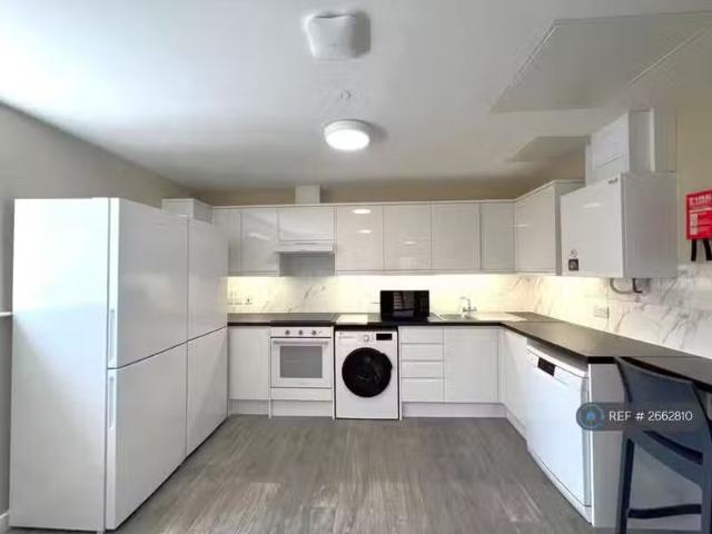 7 bedroom flat for rent in Stokes Croft, Bristol, BS2