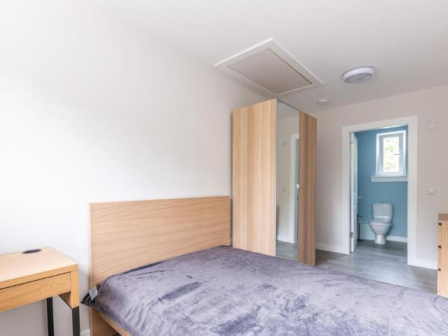 7 bedroom flat share to rent