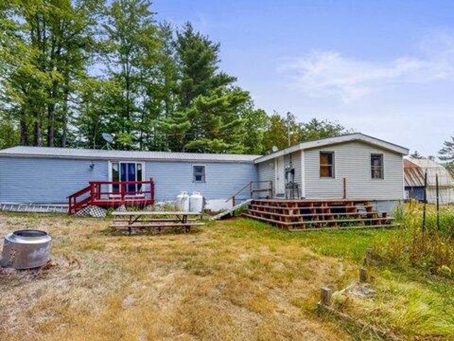 7 bedroom, Fryeburg ME 04037 104115909