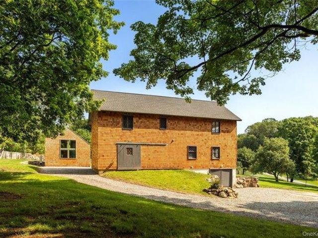 7 bedroom, Katonah NY 10536 LS102565588