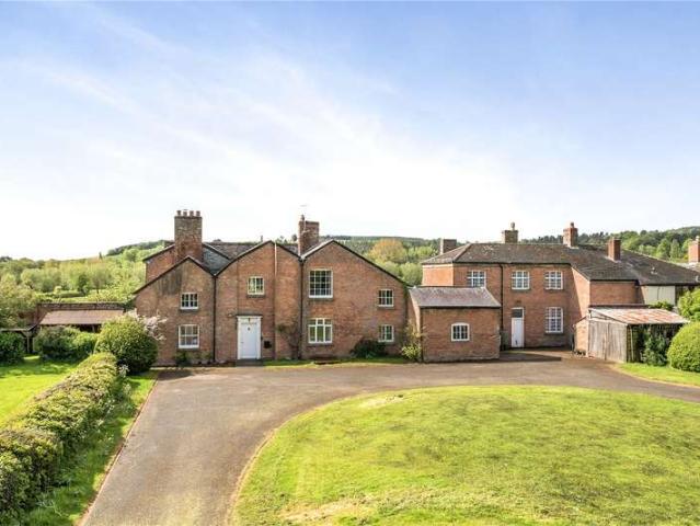 7 Bedroom House