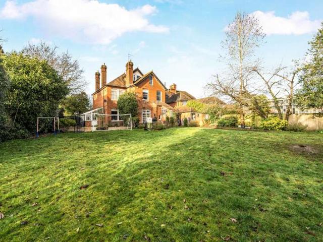 7 Bedroom House