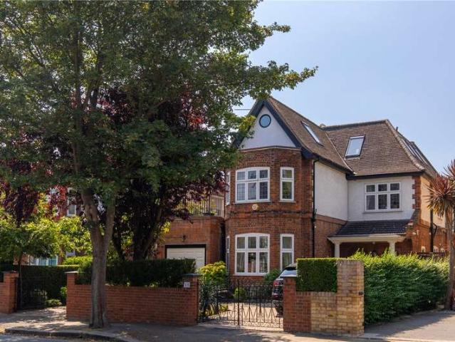 7 Bedroom House