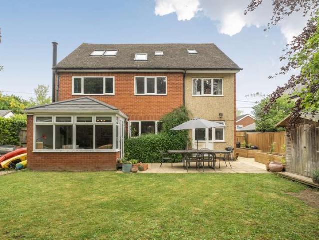 7 Bedroom House