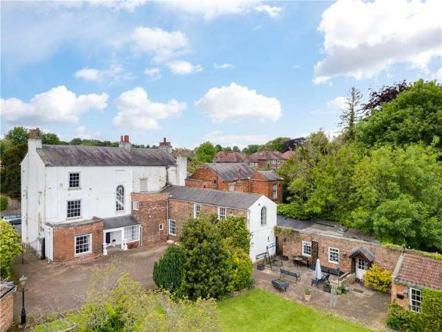 7 Bedroom House