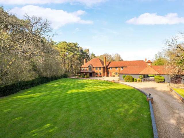 7 Bedroom House