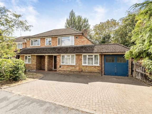 7 Bedroom House