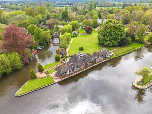 7 Bedroom House