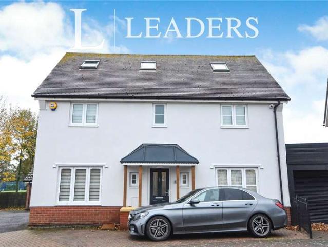 7 Bedroom House