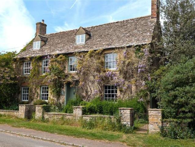 7 Bedroom House