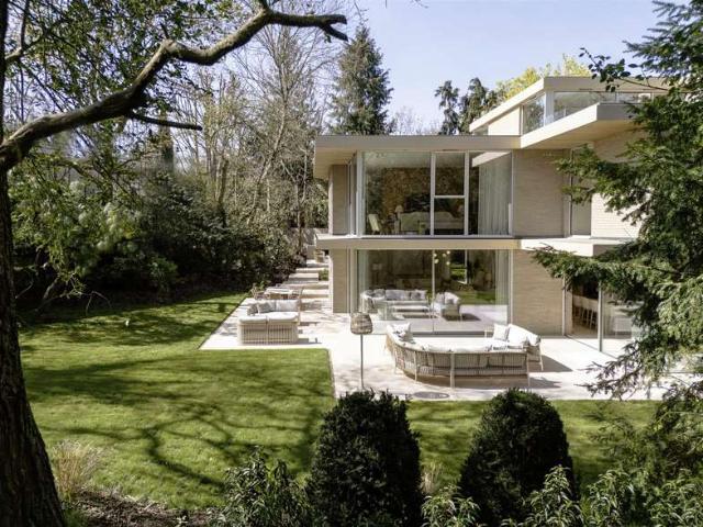 7 Bedroom House