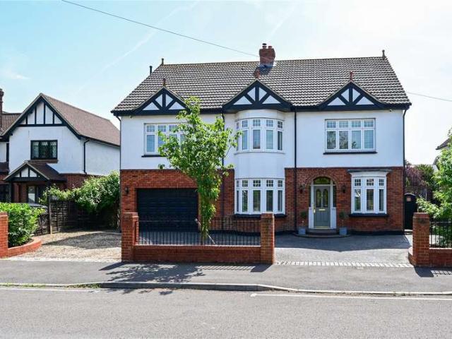 7 Bedroom House