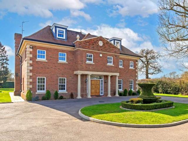 7 Bedroom House