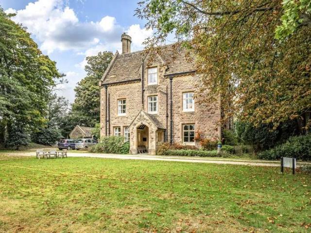 7 Bedroom House