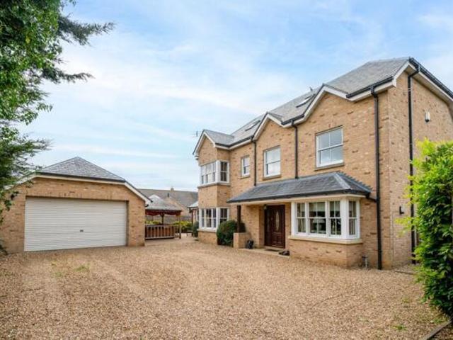 7 Bedroom House Chatteris Cambridgeshire LS98477454