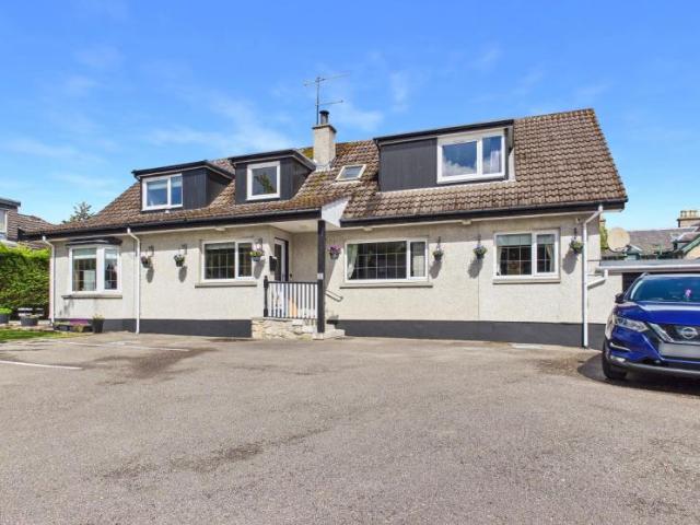7 Bedroom House Aviemore Aviemore 102551643