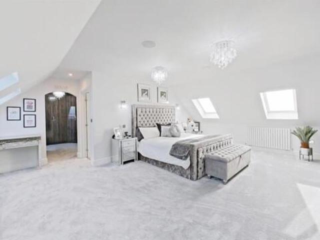 7 Bedroom House Bexley Kent 98834836