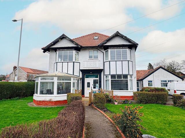 7 Bedroom House Birkenhead Wirral LS100684964