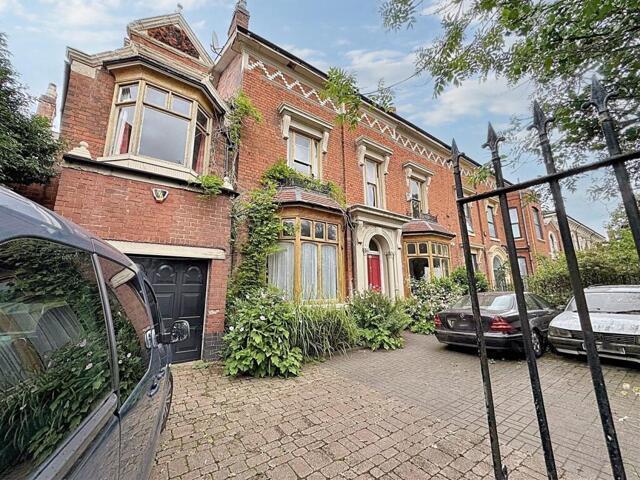 7 Bedroom House Birmingham West Midlands LS101678498