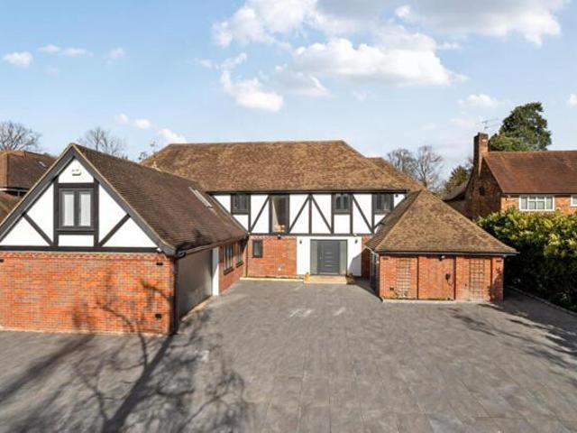 7 Bedroom House Gerrards Cross Buckinghamshire LS100917426