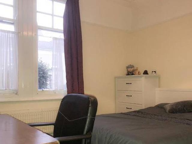 7 bedroom house for rent in College Avenue Mutley Plymouth PL4