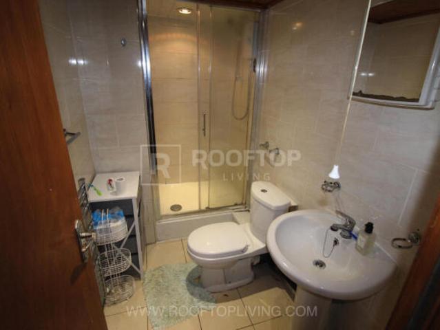7 bedroom house for rent in Chestnut Avenue, Leeds, LS6