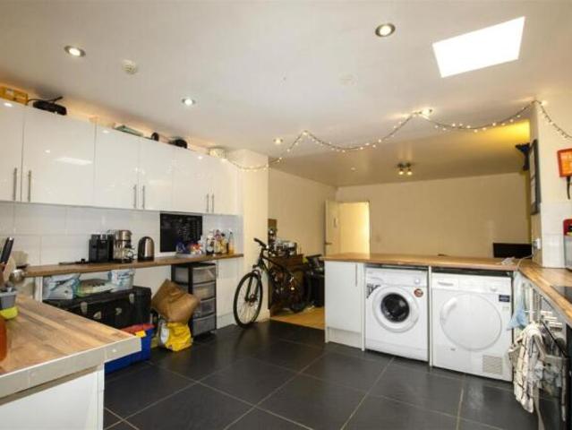 7 bedroom house for rent in Hubert Road, Birmingham, West Midlands, B29