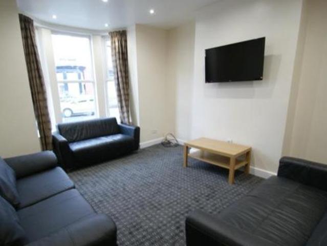 7 Bedroom House For Rent In Leeds, West Yorkshire
