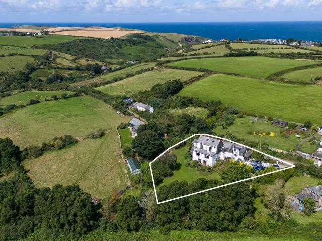 7 bedroom house for sale
