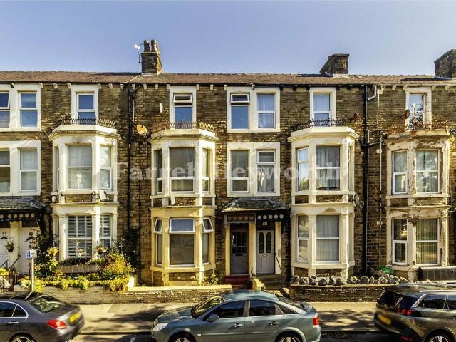 7 bedroom house for sale